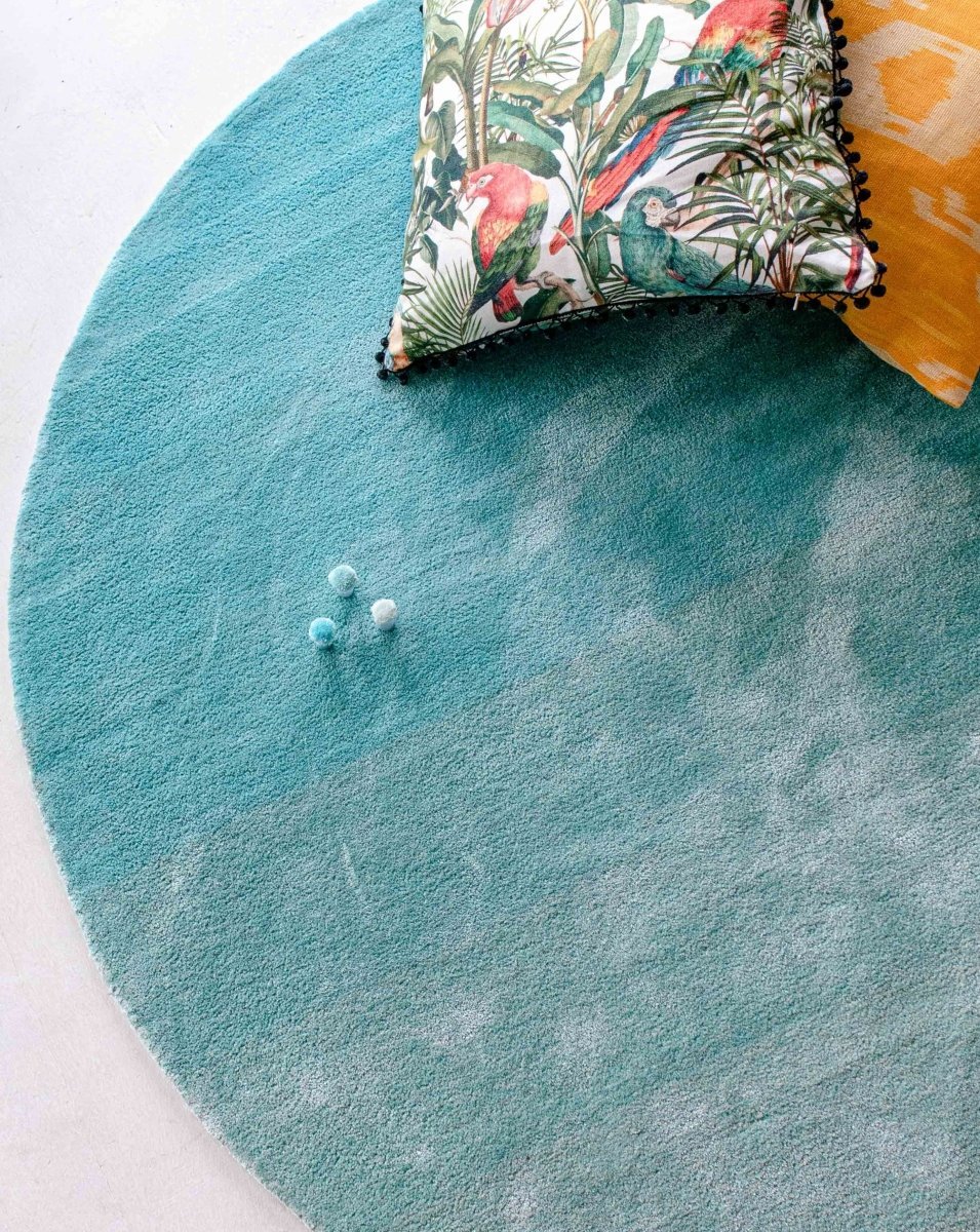 Custom Colour Gradient Round Rug | Living DNA Luxury Rugs