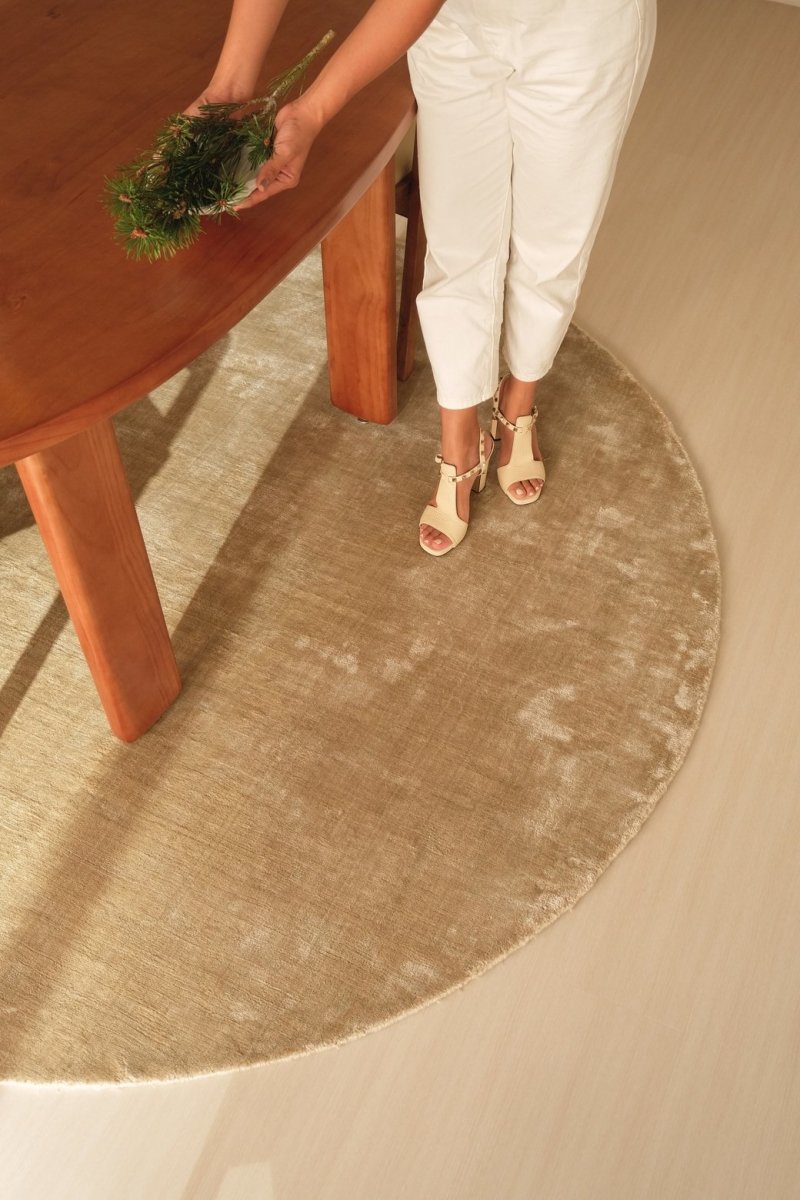 Alchemy Light Beige Living Room Bedroom Round Rug – Living DNA Singapore