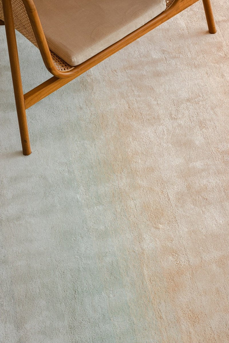 Custom Colour Gradient Rug | Living DNA Affordable Luxury Rugs
